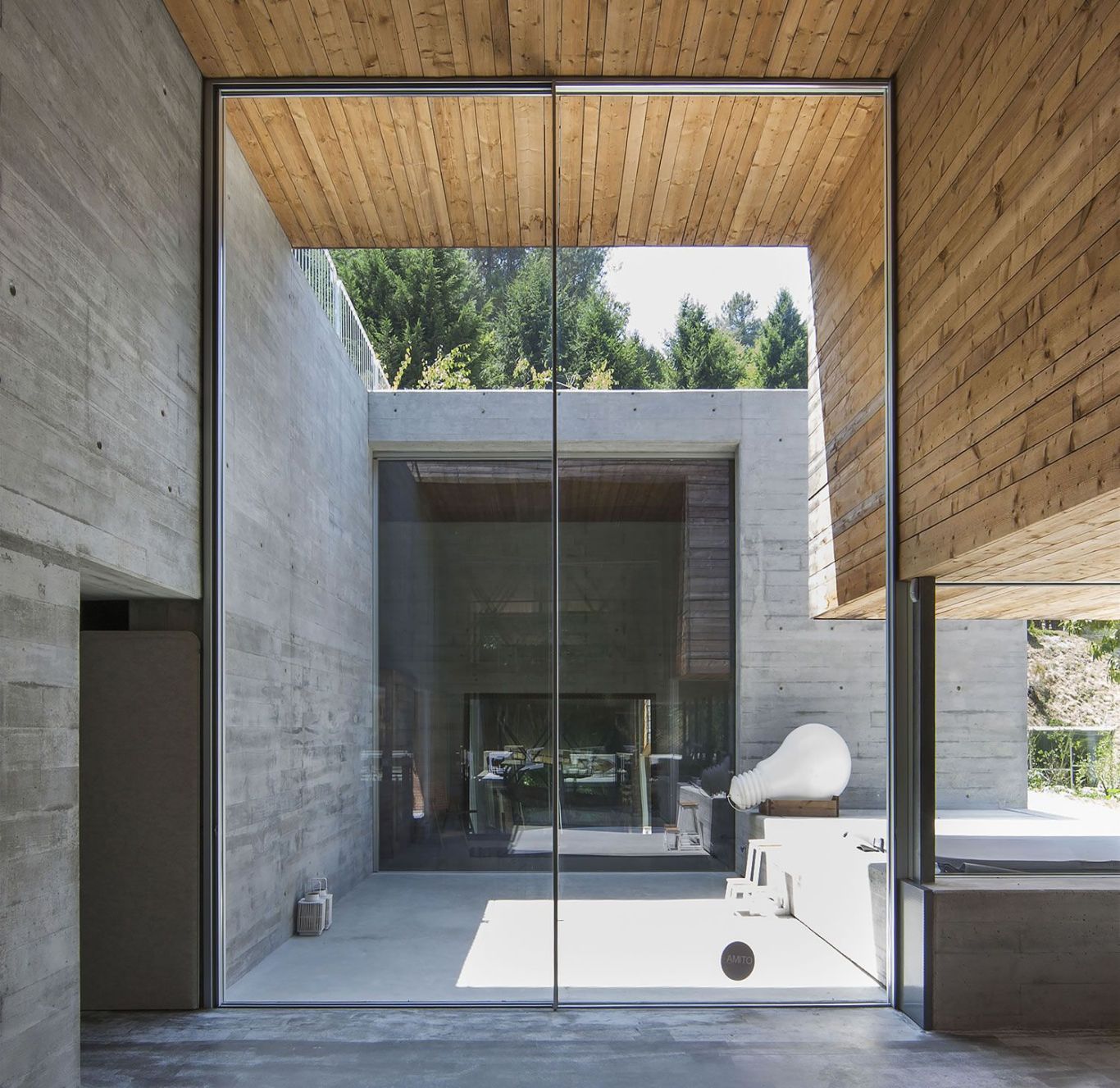 Sliding Glass Doors and Window Systems - Ação Suave