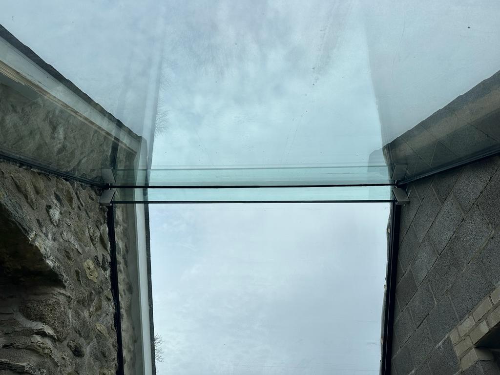 Bespoke Architectural Glass and Glazing Systems - Ação Suave