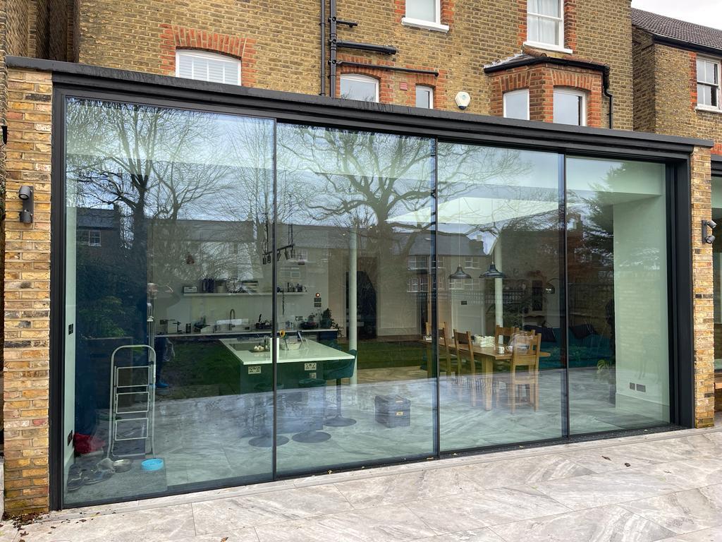 Bespoke Architectural Glass and Glazing Systems - Ação Suave