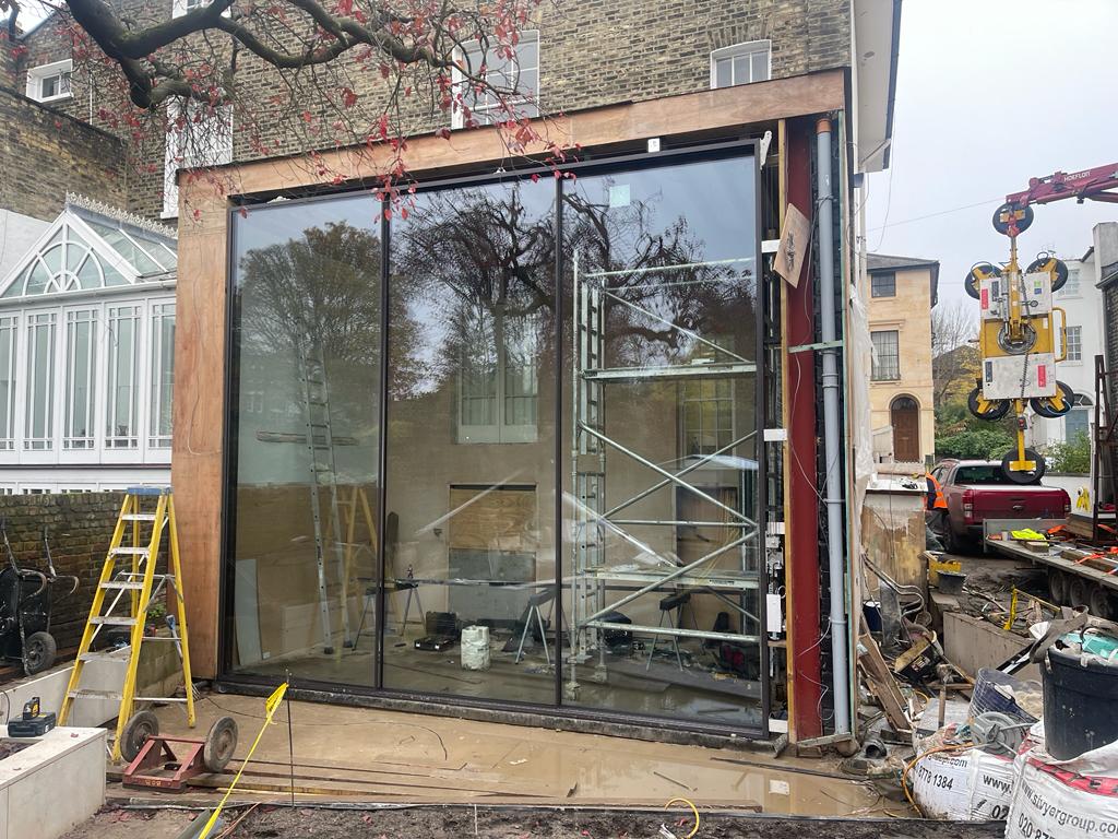 Bespoke Architectural Glass and Glazing Systems - Ação Suave